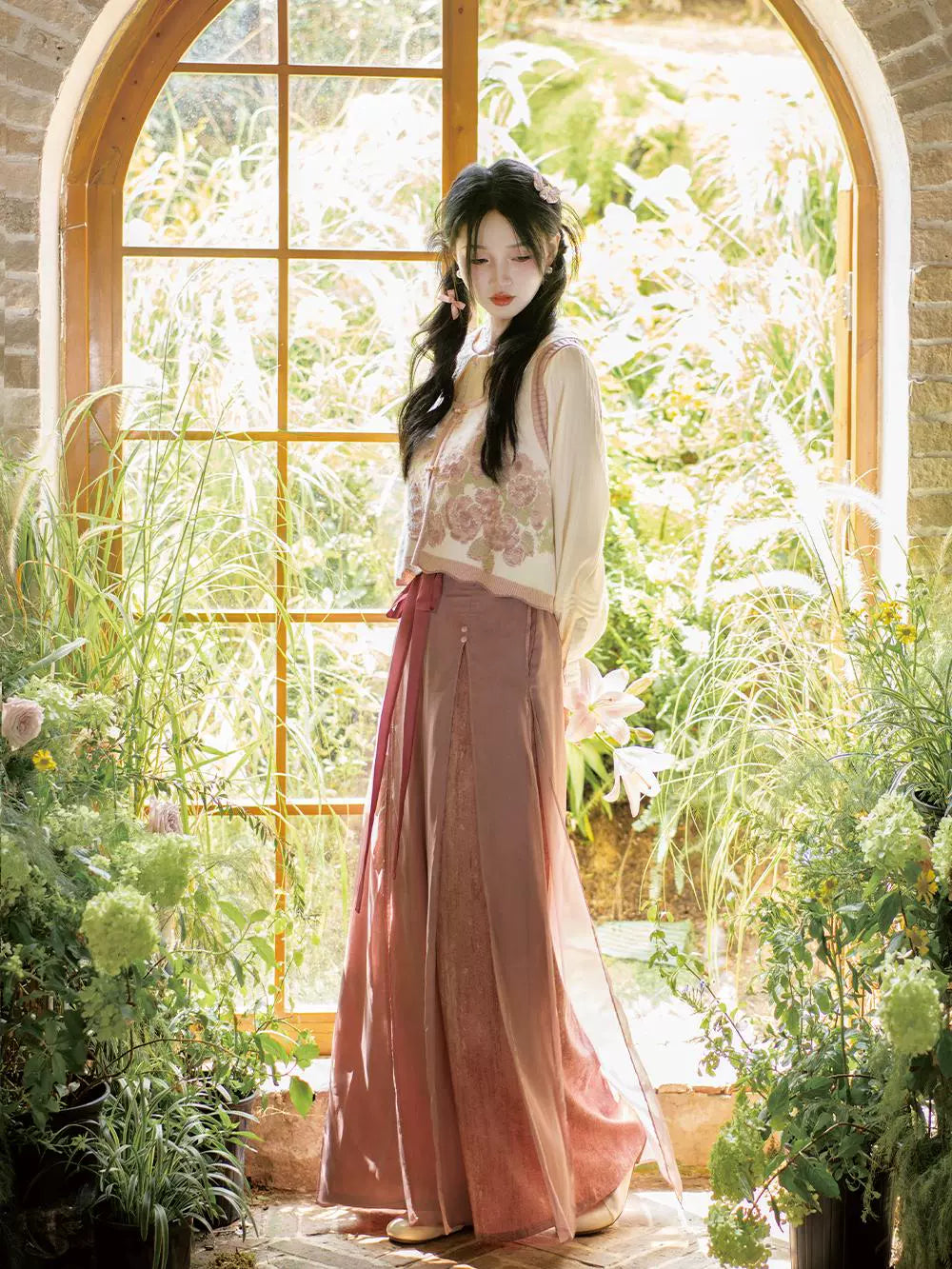 Lookbook Series Ethnic Autumn Hanfu Plant Flowers – Hanfu Shop