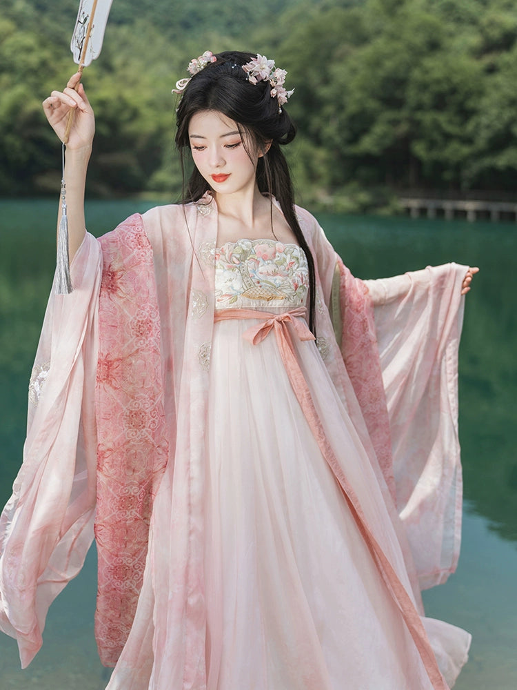 Xingchun Weichi : Springtide Sojourn – Hanfu Shop