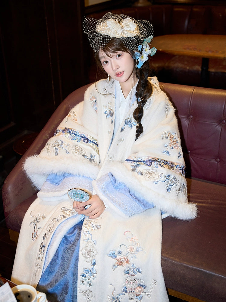 Chang Ting Xin Yue : Dou-Gong Exoskeleton – Hanfu Shop