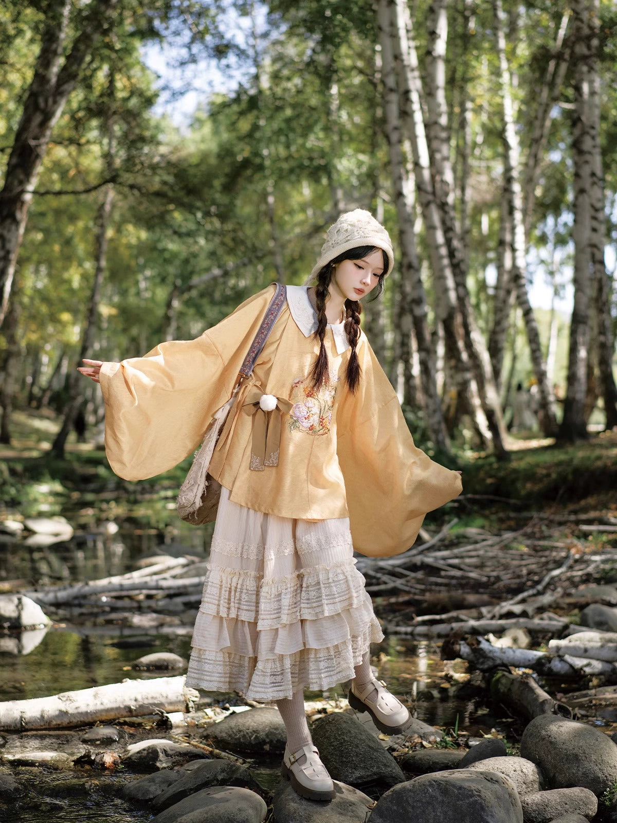Lookbook Series Ming Autumn Hanfu Chrysanthemum – Hanfu Shop
