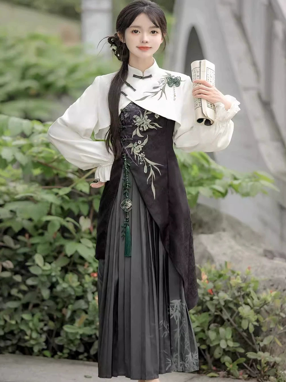 Lookbook Series Modern Hanfu 2025 Bamboo Stream – Hanfu Shop