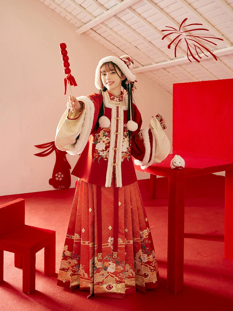 Rui Tu Xiang Ying : Zodiac Carousel – Hanfu Shop