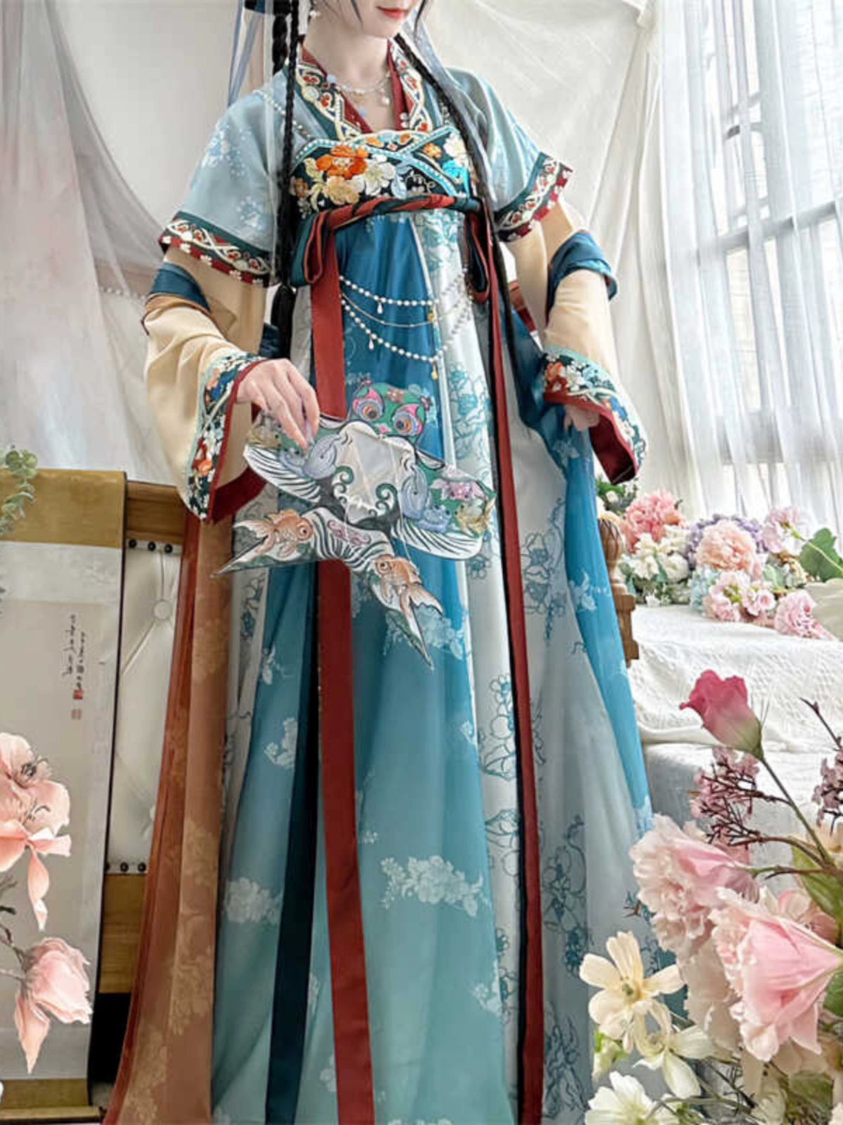 Lookbook Series 2025 Hanfu Moon Blue Applique Orange – Hanfu Shop